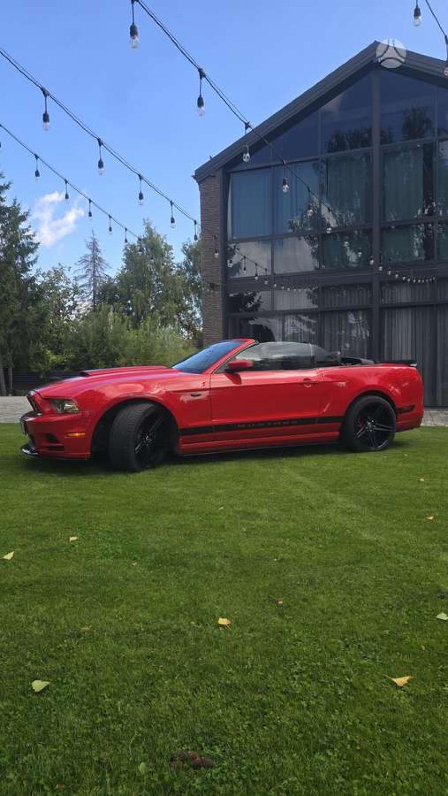 Sarkans Ford Mustang 2013 Viļņa, ar dzinēja tilpumu 3.70 L un nobraukumu 88 tūkst. km par 18500 €, foto 15 vietnē AUTOMOTO.COM.LV