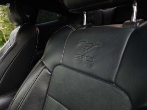 Ford Mustang 2015 in Radviliskis, with an engine capacity of 2.30 L and mileage of 115 thousand km for 8900 €, photo 12 on AUTOMOTO.COM.LV