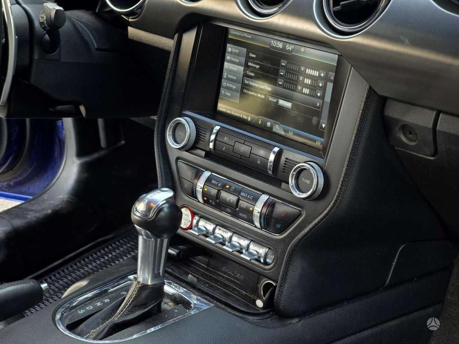 Ford Mustang 2015 in Radviliskis, with an engine capacity of 2.30 L and mileage of 115 thousand km for 8900 €, photo 14 on AUTOMOTO.COM.LV