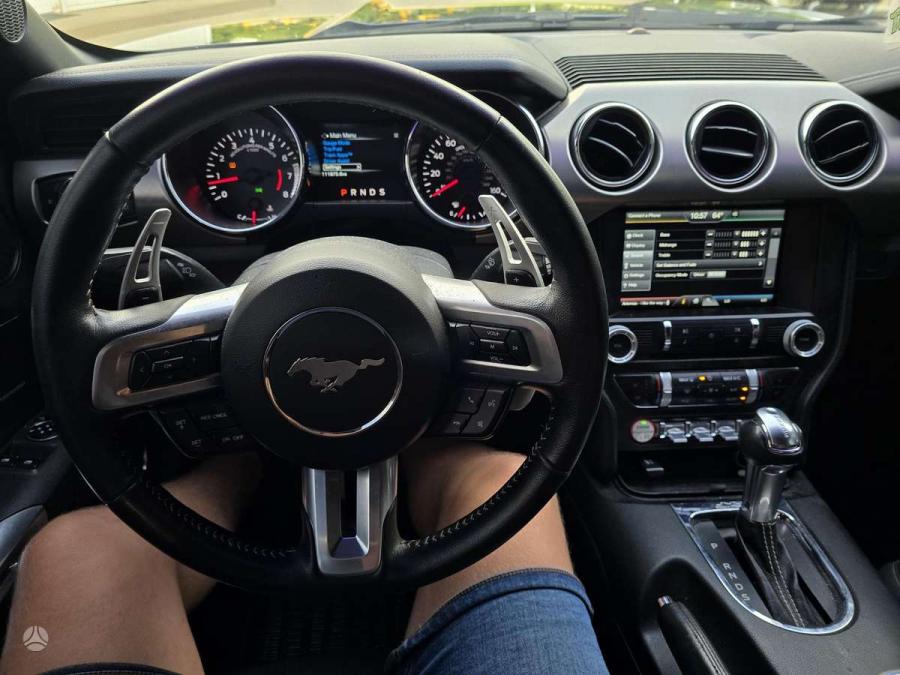Ford Mustang 2015 in Radviliskis, with an engine capacity of 2.30 L and mileage of 115 thousand km for 8900 €, photo 15 on AUTOMOTO.COM.LV