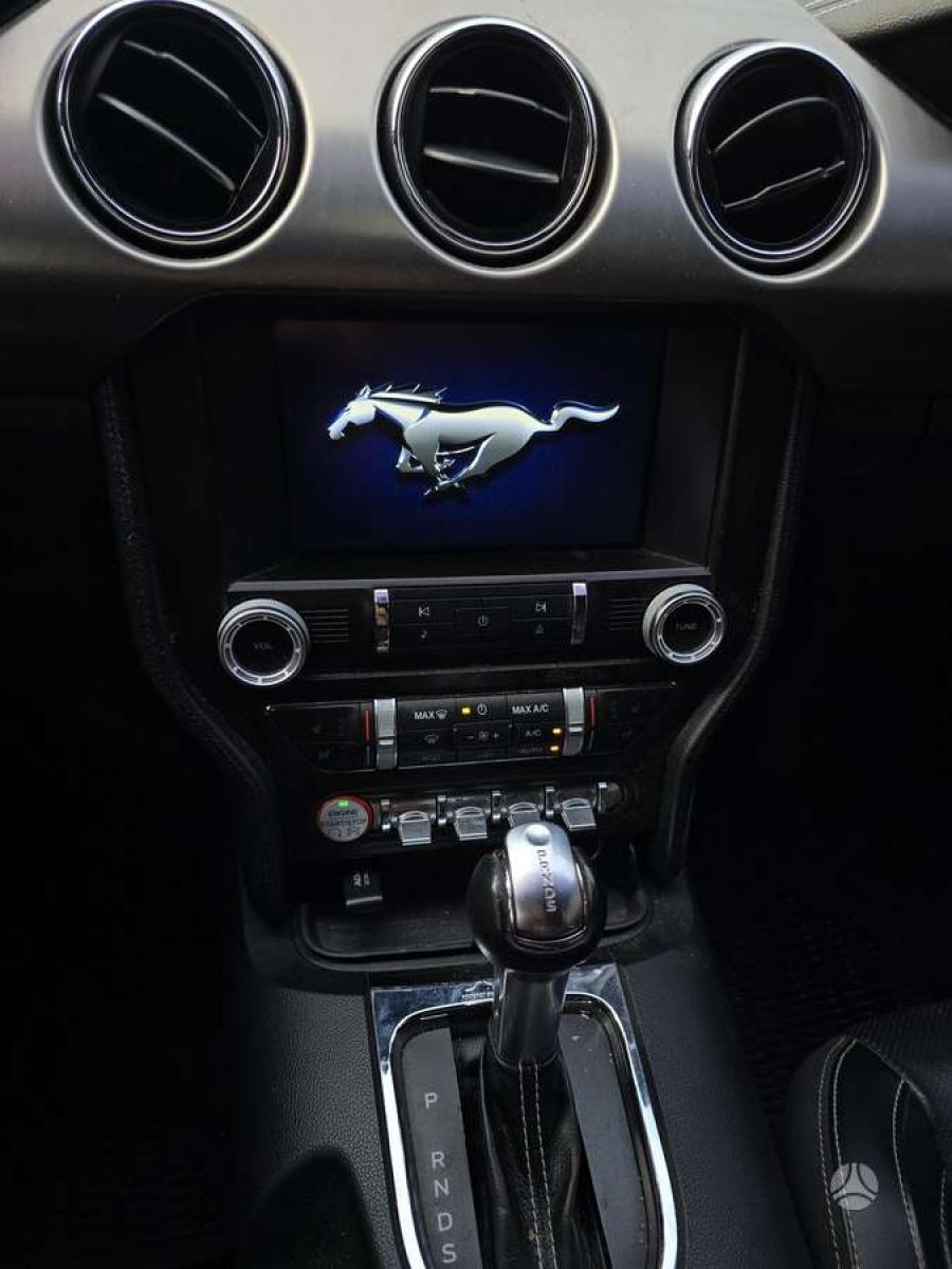 Ford Mustang 2015 in Radviliskis, with an engine capacity of 2.30 L and mileage of 115 thousand km for 8900 €, photo 18 on AUTOMOTO.COM.LV