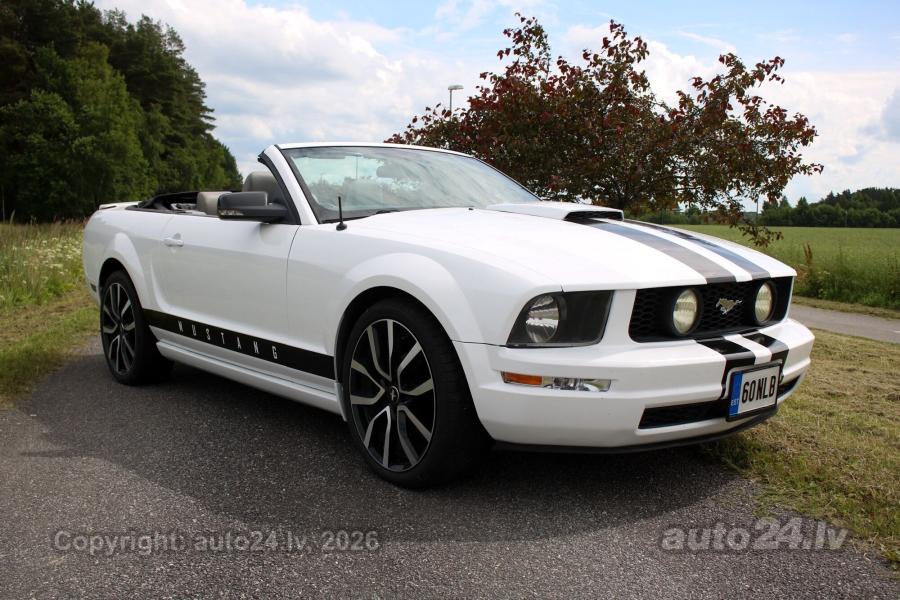 White Ford Mustang 2006 in Tallinn, with an engine capacity of 4.00 L and mileage of 0 thousand km for 3000 €, photo 3 on AUTOMOTO.COM.LV