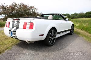 White Ford Mustang 2006 in Tallinn, with an engine capacity of 4.00 L and mileage of 0 thousand km for 3000 €, photo 5 on AUTOMOTO.COM.LV