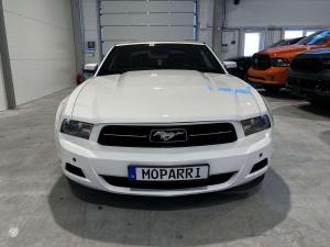 Balts Ford Mustang 2011 Klaipėda, ar dzinēja tilpumu 3.73 L un nobraukumu 71 tūkst. km par 16456 €, foto 6 vietnē AUTOMOTO.COM.LV