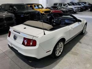 Balts Ford Mustang 2011 Klaipėda, ar dzinēja tilpumu 3.73 L un nobraukumu 71 tūkst. km par 16456 €, foto 11 vietnē AUTOMOTO.COM.LV