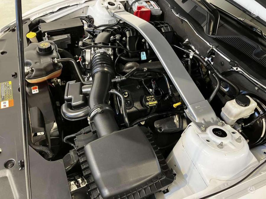 Balts Ford Mustang 2011 Klaipėda, ar dzinēja tilpumu 3.73 L un nobraukumu 71 tūkst. km par 16456 €, foto 14 vietnē AUTOMOTO.COM.LV