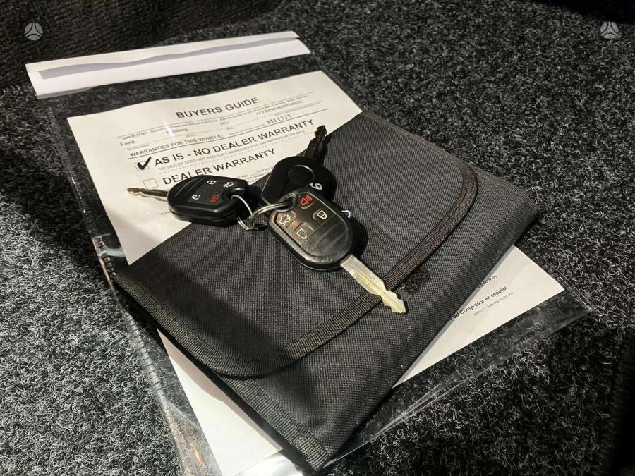 Balts Ford Mustang 2011 Klaipėda, ar dzinēja tilpumu 3.73 L un nobraukumu 71 tūkst. km par 16456 €, foto 23 vietnē AUTOMOTO.COM.LV