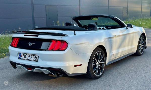 Balts Ford Mustang 2017 Viļņa, ar dzinēja tilpumu 2.26 L un nobraukumu 241 tūkst. km par 15600 €, foto 5 vietnē AUTOMOTO.COM.LV
