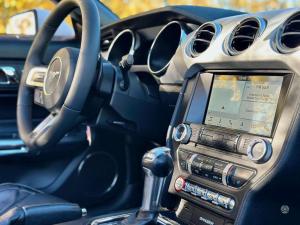 Balts Ford Mustang 2017 Viļņa, ar dzinēja tilpumu 2.26 L un nobraukumu 241 tūkst. km par 15600 €, foto 28 vietnē AUTOMOTO.COM.LV