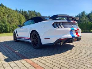 Balts Ford Mustang 2019 Kauņa, ar dzinēja tilpumu 2.25 L un nobraukumu 20 tūkst. km par 26300 €, foto 5 vietnē AUTOMOTO.COM.LV