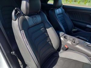 Balts Ford Mustang 2019 Kauņa, ar dzinēja tilpumu 2.25 L un nobraukumu 20 tūkst. km par 26300 €, foto 24 vietnē AUTOMOTO.COM.LV
