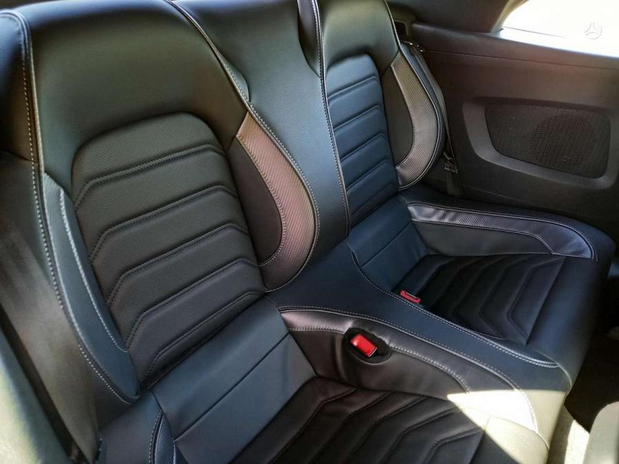 Balts Ford Mustang 2019 Kauņa, ar dzinēja tilpumu 2.25 L un nobraukumu 20 tūkst. km par 26300 €, foto 25 vietnē AUTOMOTO.COM.LV