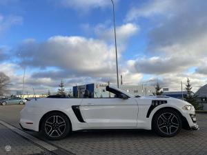 White Ford Mustang 2020 in Klaipeda, with an engine capacity of 2.25 L and mileage of 115 thousand km for 17900 €, photo 7 on AUTOMOTO.COM.LV