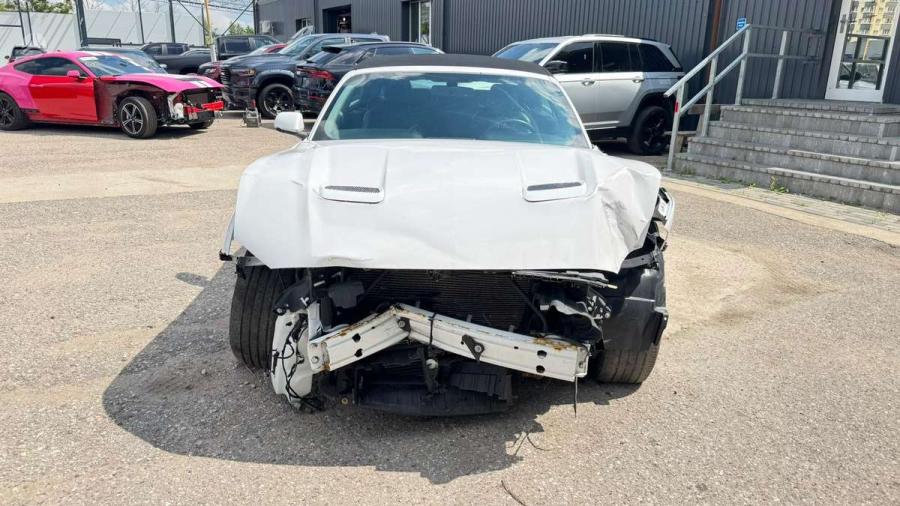 Balts Ford Mustang 2020 Ukmergė, ar dzinēja tilpumu 2.25 L un nobraukumu 176 tūkst. km par 5990 €, foto 6 vietnē AUTOMOTO.COM.LV