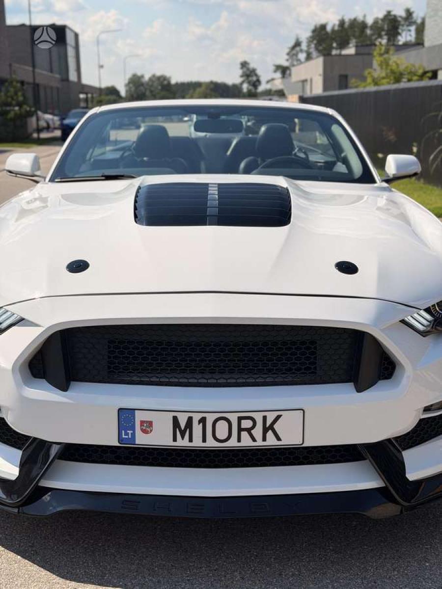 White Ford Mustang 2020 in Vilnius, with an engine capacity of 2.26 L and mileage of 74 thousand km for 22800 €, photo 22 on AUTOMOTO.COM.LV