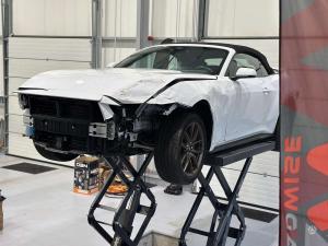 Balts Ford Mustang 2025 Viļņa, ar dzinēja tilpumu 2.30 L un nobraukumu 8 tūkst. km par 13794 €, foto 6 vietnē AUTOMOTO.COM.LV