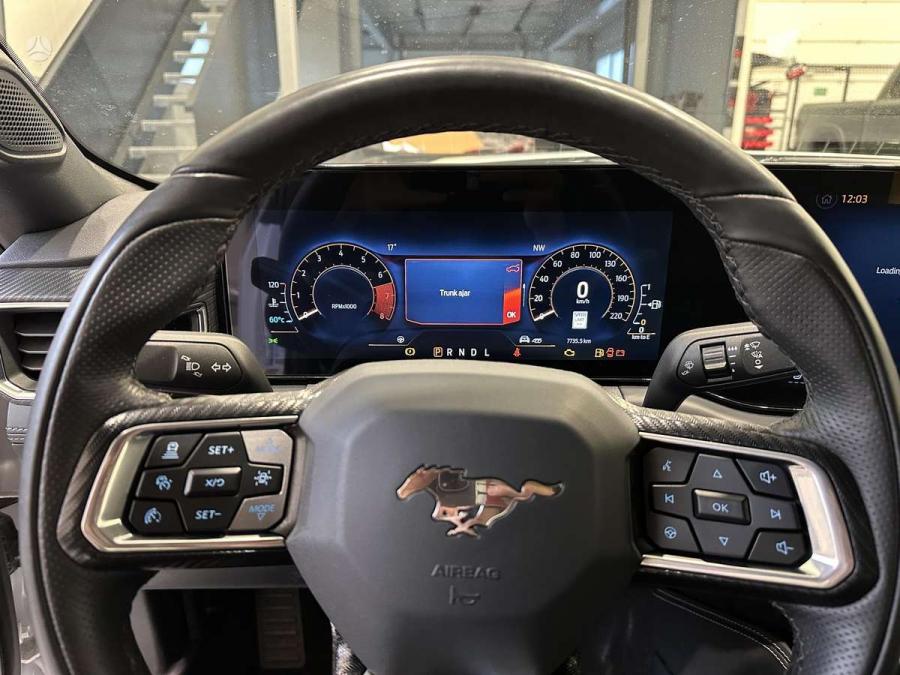 Balts Ford Mustang 2025 Viļņa, ar dzinēja tilpumu 2.30 L un nobraukumu 8 tūkst. km par 13794 €, foto 8 vietnē AUTOMOTO.COM.LV