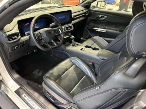 Balts Ford Mustang 2025 Viļņa, ar dzinēja tilpumu 2.30 L un nobraukumu 8 tūkst. km par 13794 €, foto 10 vietnē AUTOMOTO.COM.LV