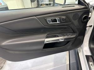 Balts Ford Mustang 2025 Viļņa, ar dzinēja tilpumu 2.30 L un nobraukumu 8 tūkst. km par 13794 €, foto 17 vietnē AUTOMOTO.COM.LV