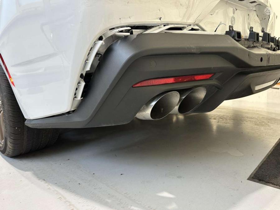 Balts Ford Mustang 2025 Viļņa, ar dzinēja tilpumu 2.30 L un nobraukumu 8 tūkst. km par 13794 €, foto 21 vietnē AUTOMOTO.COM.LV