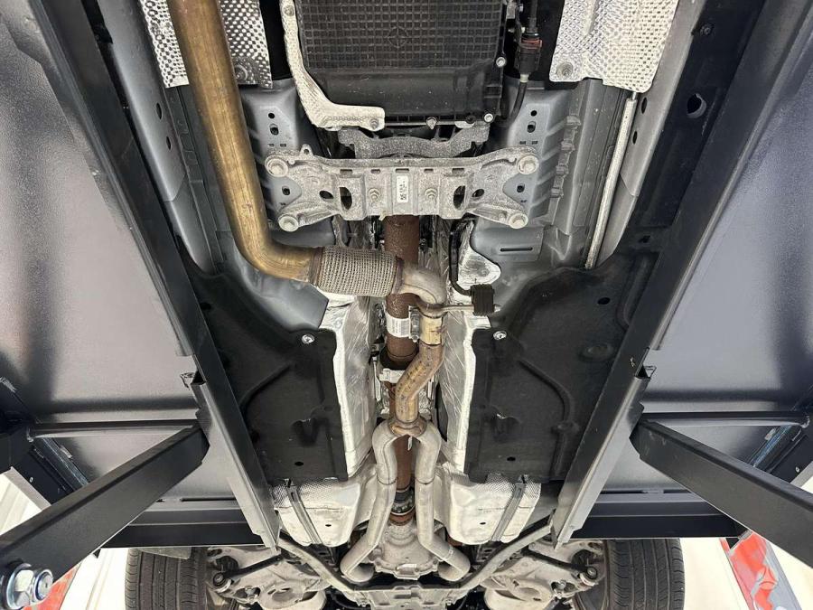 Balts Ford Mustang 2025 Viļņa, ar dzinēja tilpumu 2.30 L un nobraukumu 8 tūkst. km par 13794 €, foto 23 vietnē AUTOMOTO.COM.LV