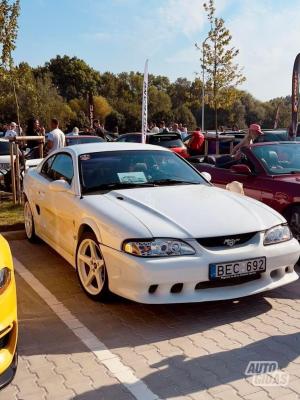 White Ford Mustang 1997 in Vilnius, with an engine capacity of 3.80 L and mileage of 224 thousand km for 5400 €, photo 14 on AUTOMOTO.COM.LV