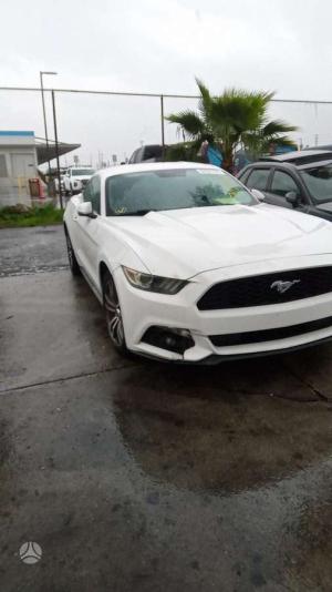 Balts Ford Mustang 2015 Viļņa, ar dzinēja tilpumu 2.26 L un nobraukumu 234 tūkst. km par 8850 €, foto 2 vietnē AUTOMOTO.COM.LV