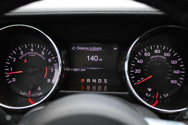 Balts Ford Mustang 2016 Viļņa, ar dzinēja tilpumu 2.26 L un nobraukumu 182 tūkst. km par 12800 €, foto 11 vietnē AUTOMOTO.COM.LV