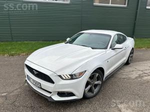 White Ford Mustang 2016 in Riga, with an engine capacity of 3.70 L and mileage of 56 thousand km for 10900 €, photo  on AUTOMOTO.COM.LV