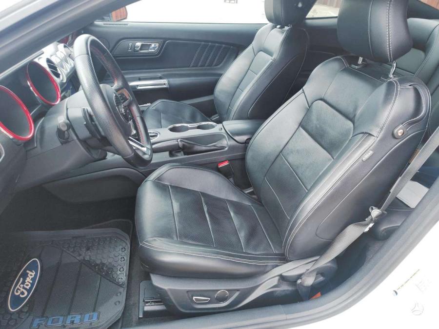 Balts Ford Mustang 2016 Kauņa, ar dzinēja tilpumu 5.00 L un nobraukumu 85 tūkst. km par 26900 €, foto 10 vietnē AUTOMOTO.COM.LV