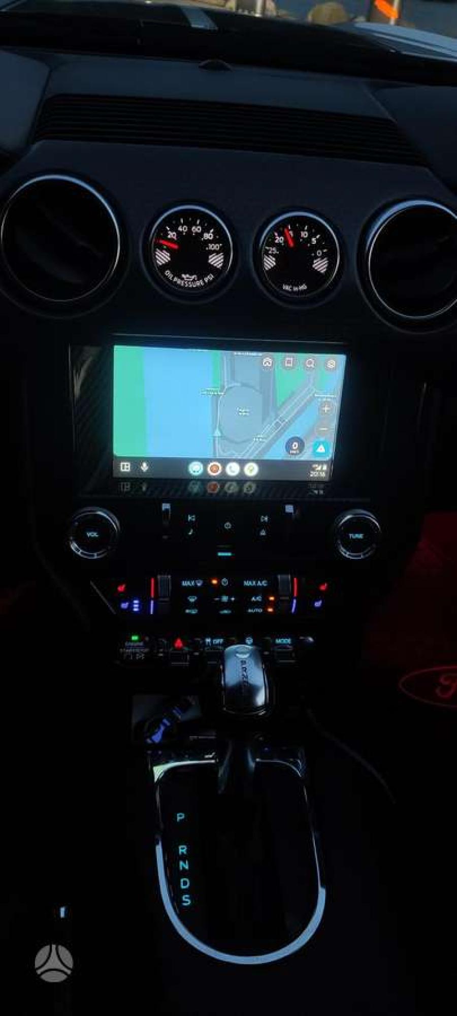Balts Ford Mustang 2016 Kauņa, ar dzinēja tilpumu 5.00 L un nobraukumu 85 tūkst. km par 26900 €, foto 14 vietnē AUTOMOTO.COM.LV