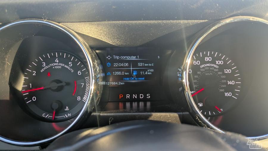 Balts Ford Mustang 2017 Viļņa, ar dzinēja tilpumu 2.30 L un nobraukumu 128 tūkst. km par 16500 €, foto 3 vietnē AUTOMOTO.COM.LV