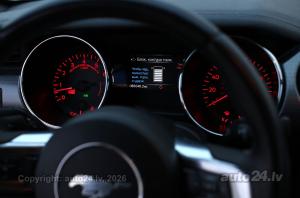 White Ford Mustang 2017 in Tallinn, with an engine capacity of 5.00 L and mileage of 85 thousand km for 40000 €, photo 20 on AUTOMOTO.COM.LV