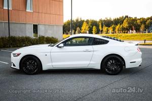 Balts Ford Mustang 2017 Tallina, ar dzinēja tilpumu 2.30 L un nobraukumu 99 tūkst. km par 20499 €, foto 6 vietnē AUTOMOTO.COM.LV
