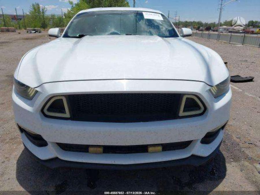 Balts Ford Mustang 2017 Klaipėda, ar dzinēja tilpumu 0.00 L un nobraukumu 80 tūkst. km par 9600 €, foto 13 vietnē AUTOMOTO.COM.LV