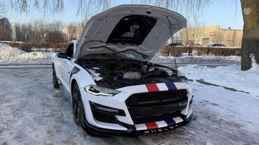 White Ford Mustang 2022 in Klaipeda, with an engine capacity of 2.25 L and mileage of 58 thousand km for 26620 €, photo 28 on AUTOMOTO.COM.LV
