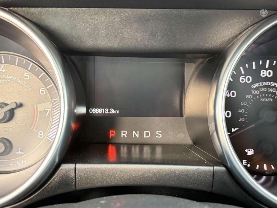 White Ford Mustang 2022 in Klaipeda, with an engine capacity of 2.25 L and mileage of 67 thousand km for 26620 €, photo 18 on AUTOMOTO.COM.LV