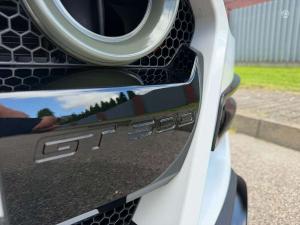 White Ford Mustang 2022 in Vilnius, with an engine capacity of 2.30 L and mileage of 70 thousand km for 20000 €, photo 14 on AUTOMOTO.COM.LV
