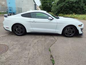 Balts Ford Mustang 2023 Šauļi, ar dzinēja tilpumu 2.25 L un nobraukumu 99 tūkst. km par 23000 €, foto 11 vietnē AUTOMOTO.COM.LV