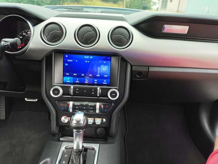 Balts Ford Mustang 2023 Šauļi, ar dzinēja tilpumu 2.25 L un nobraukumu 99 tūkst. km par 23000 €, foto 27 vietnē AUTOMOTO.COM.LV