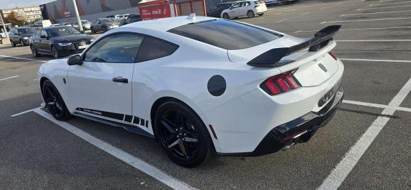White Ford Mustang 2025 in Klaipeda, with an engine capacity of 2.25 L and mileage of 2 thousand km for 24999 €, photo 7 on AUTOMOTO.COM.LV