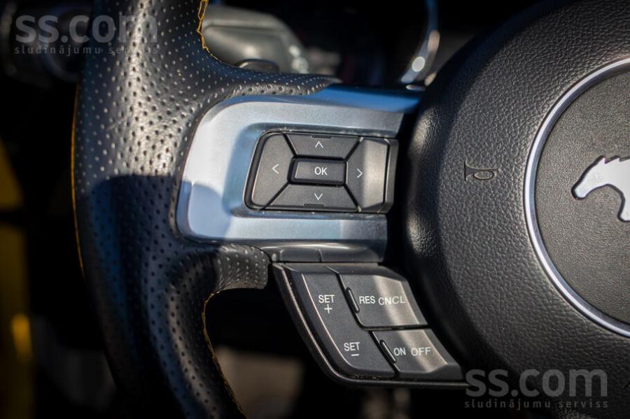 Dzeltens Ford Mustang 2015 Bauska, ar dzinēja tilpumu 3.70 L un nobraukumu 120 tūkst. km par 26000 €, foto 12 vietnē AUTOMOTO.COM.LV