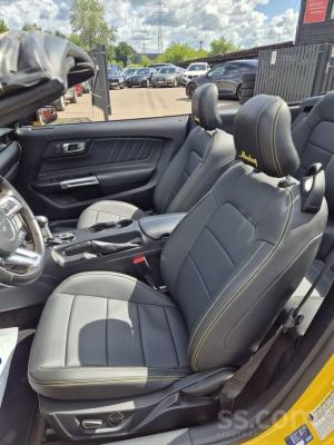 Dzeltens Ford Mustang 2015 Rīga, ar dzinēja tilpumu 3.70 L un nobraukumu 131 tūkst. km par 25990 €, foto 11 vietnē AUTOMOTO.COM.LV
