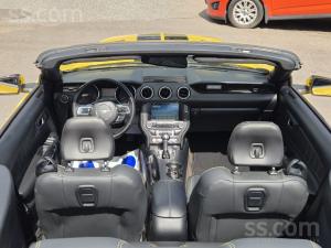 Dzeltens Ford Mustang 2015 Rīga, ar dzinēja tilpumu 3.70 L un nobraukumu 131 tūkst. km par 25990 €, foto 13 vietnē AUTOMOTO.COM.LV