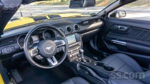 Yellow Ford Mustang 2015 in Riga, with an engine capacity of 3.70 L and mileage of 131 thousand km for 24590 €, photo 12 on AUTOMOTO.COM.LV