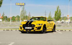 Yellow Ford Mustang 2015 in Riga, with an engine capacity of 3.70 L and mileage of 131 thousand km for 24590 €, photo 1 on AUTOMOTO.COM.LV