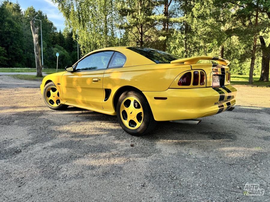 Dzeltens Ford Mustang 1998 Kelmė, ar dzinēja tilpumu 4.60 L un nobraukumu 153 tūkst. km par 6600 €, foto 6 vietnē AUTOMOTO.COM.LV