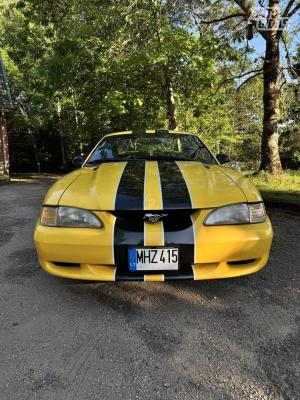 Dzeltens Ford Mustang 1998 Kelmė, ar dzinēja tilpumu 4.60 L un nobraukumu 153 tūkst. km par 6600 €, foto 9 vietnē AUTOMOTO.COM.LV