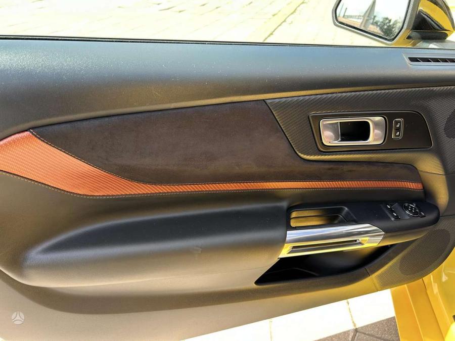 Dzeltens Ford Mustang 2024 Šauļi, ar dzinēja tilpumu 2.30 L un nobraukumu 37 tūkst. km par 39930 €, foto 13 vietnē AUTOMOTO.COM.LV