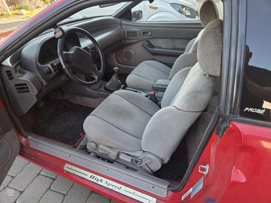 Sarkans Ford Probe 1991 Marijampole, ar dzinēja tilpumu 2.20 L un nobraukumu 155 tūkst. km par 1500 €, foto 4 vietnē AUTOMOTO.COM.LV